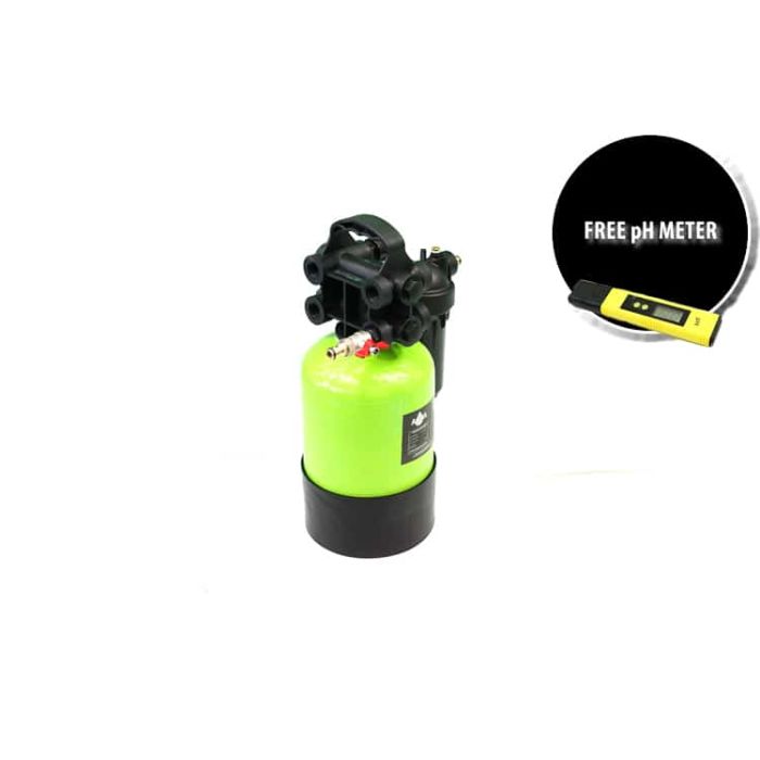 Solarwash 8 Litre Portable Solar Panel Cleaning System